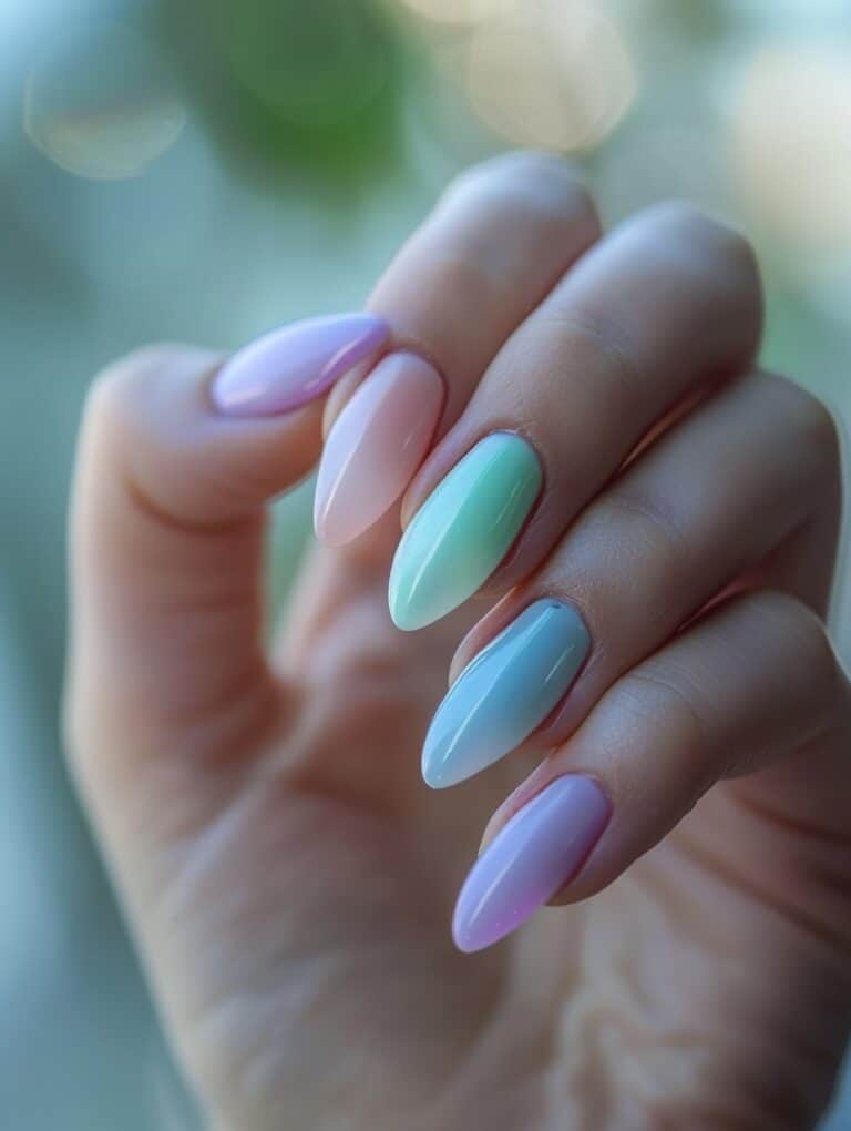 20 Subtle and Cute Nail Ideas to Start the Year with Style | Aglow ...